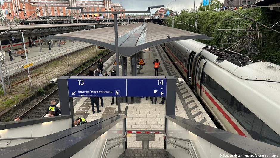 Germany- 12 people stabbed at Hamburg train station, female suspect, 39, arrested, 23 May 2025 ...